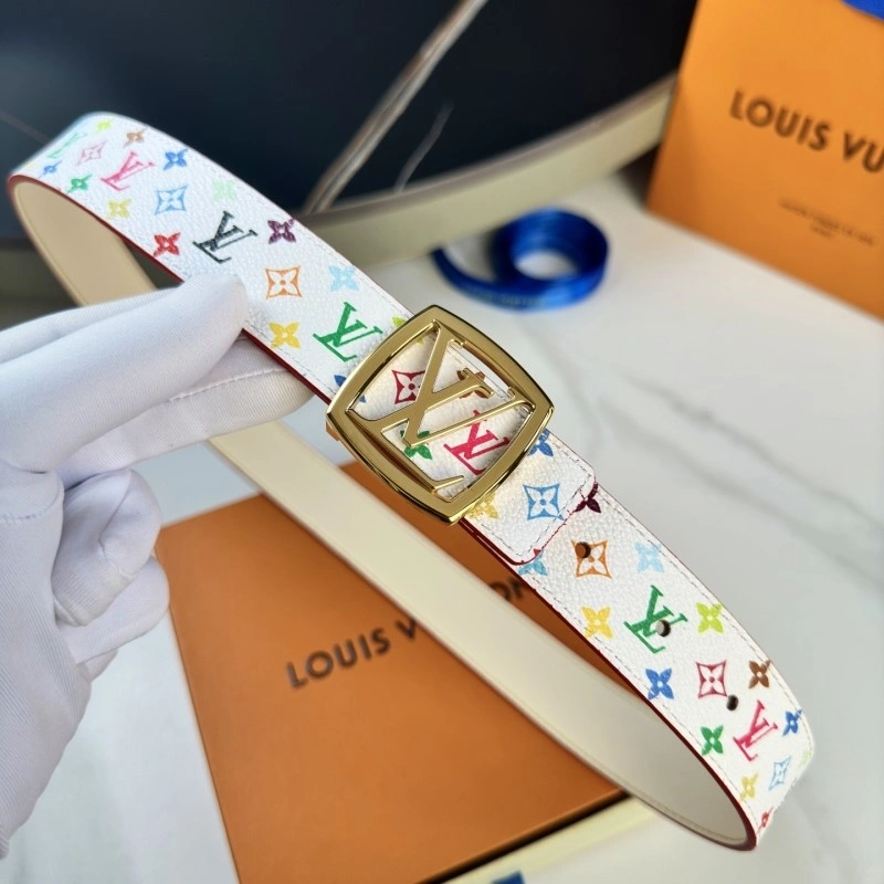 Low-cost Louis Vuitton Belts