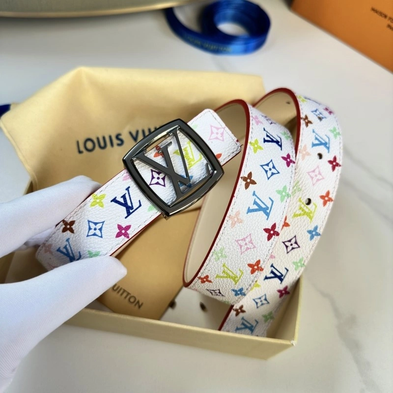 Top mirror Louis Vuitton Belts