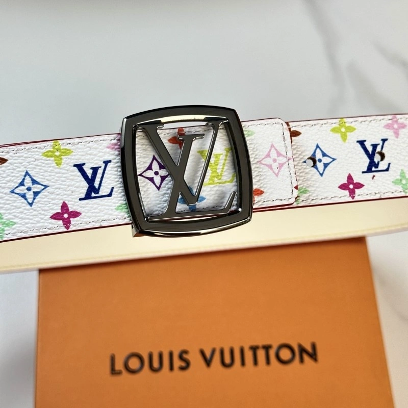 Top mirror Louis Vuitton Belts