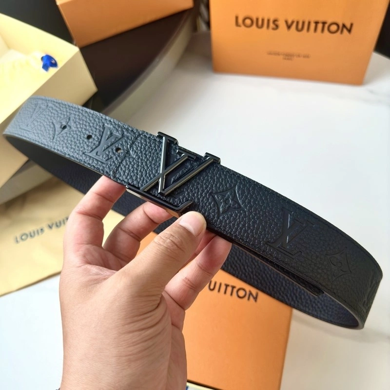 Accurate model Louis Vuitton Belts