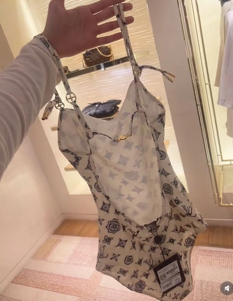 Inexpensive Louis Vuitton Bikins