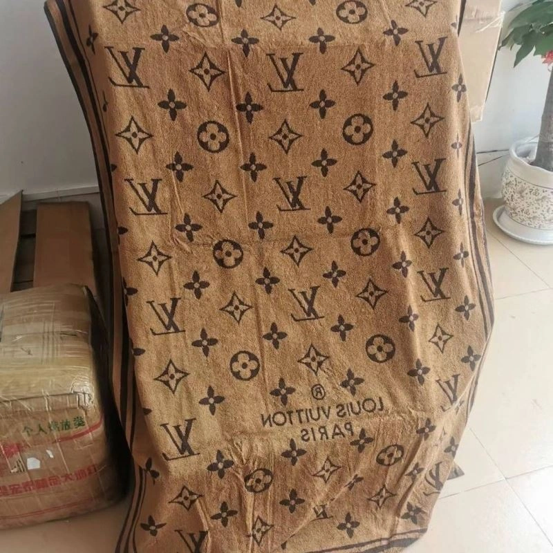 Top match Louis Vuitton Blanket