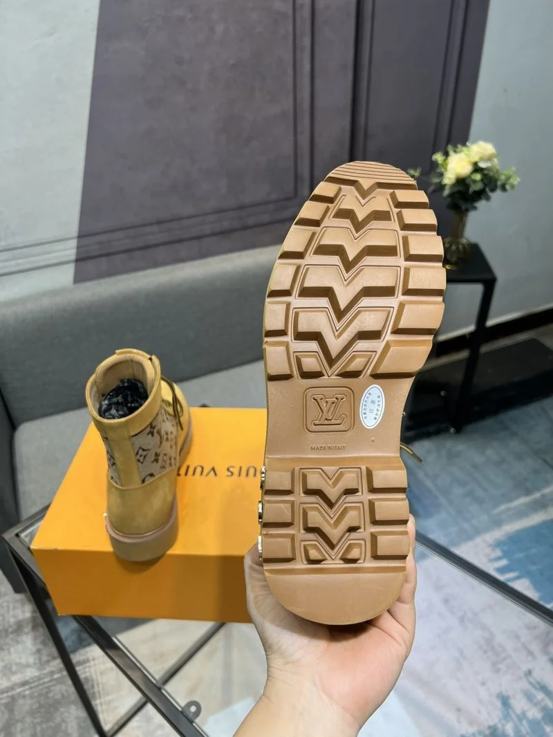 Bargain Louis Vuitton Boots