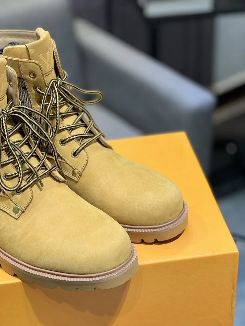 Bargain Louis Vuitton Boots