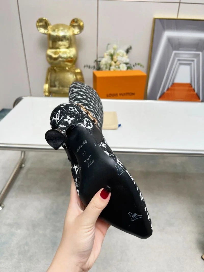 Exact replica Louis Vuitton Boots