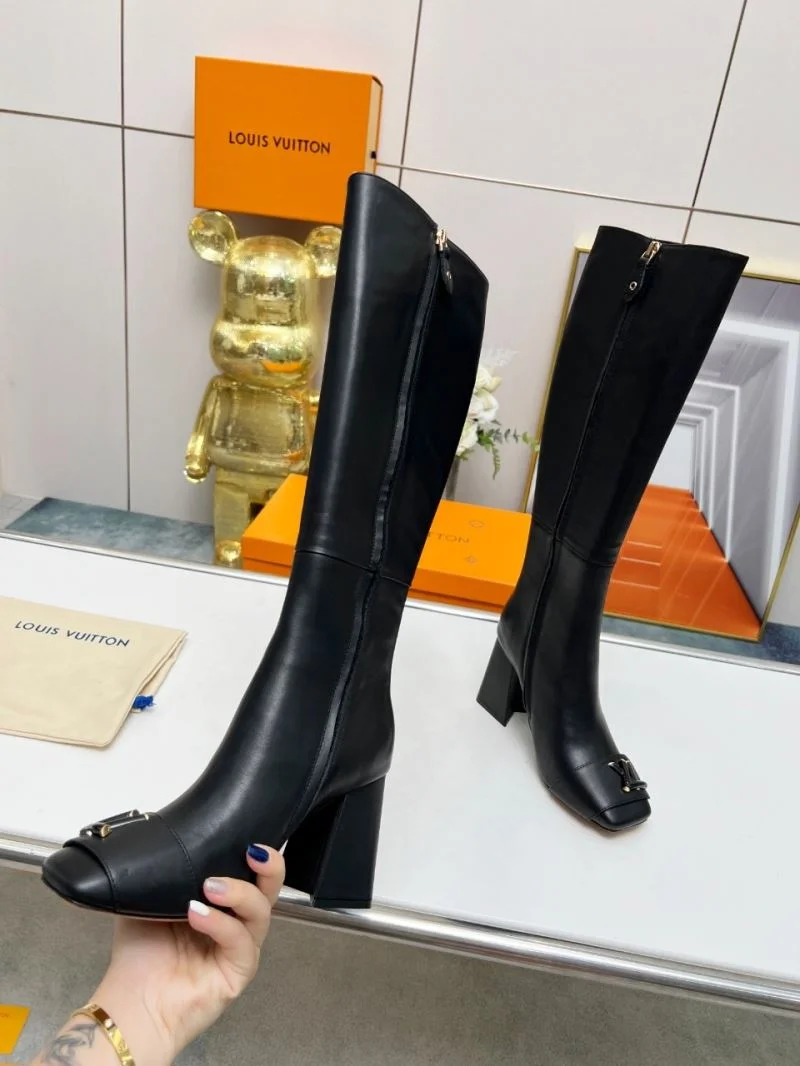 Accurate model Louis Vuitton Boots