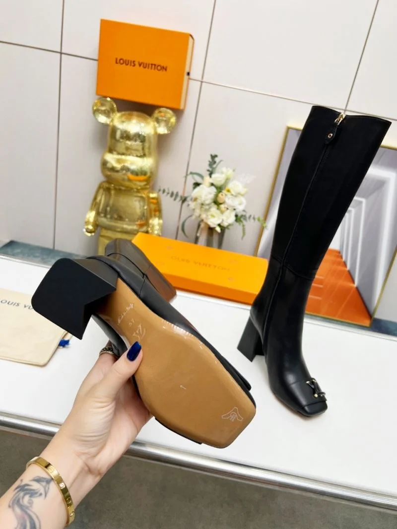Accurate model Louis Vuitton Boots
