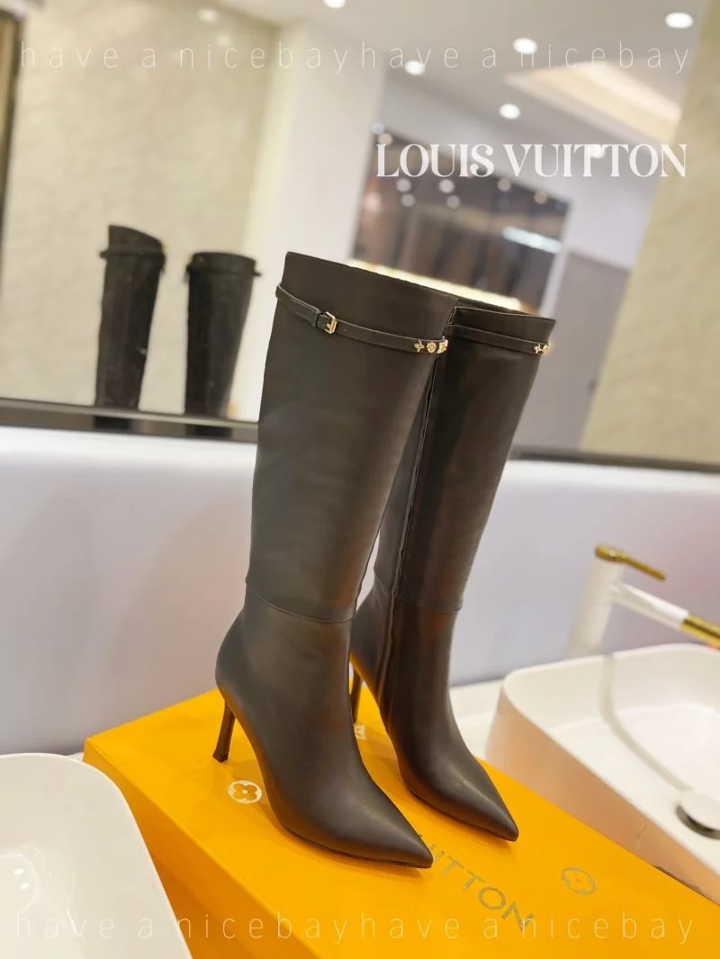 Accurate model Louis Vuitton Boots