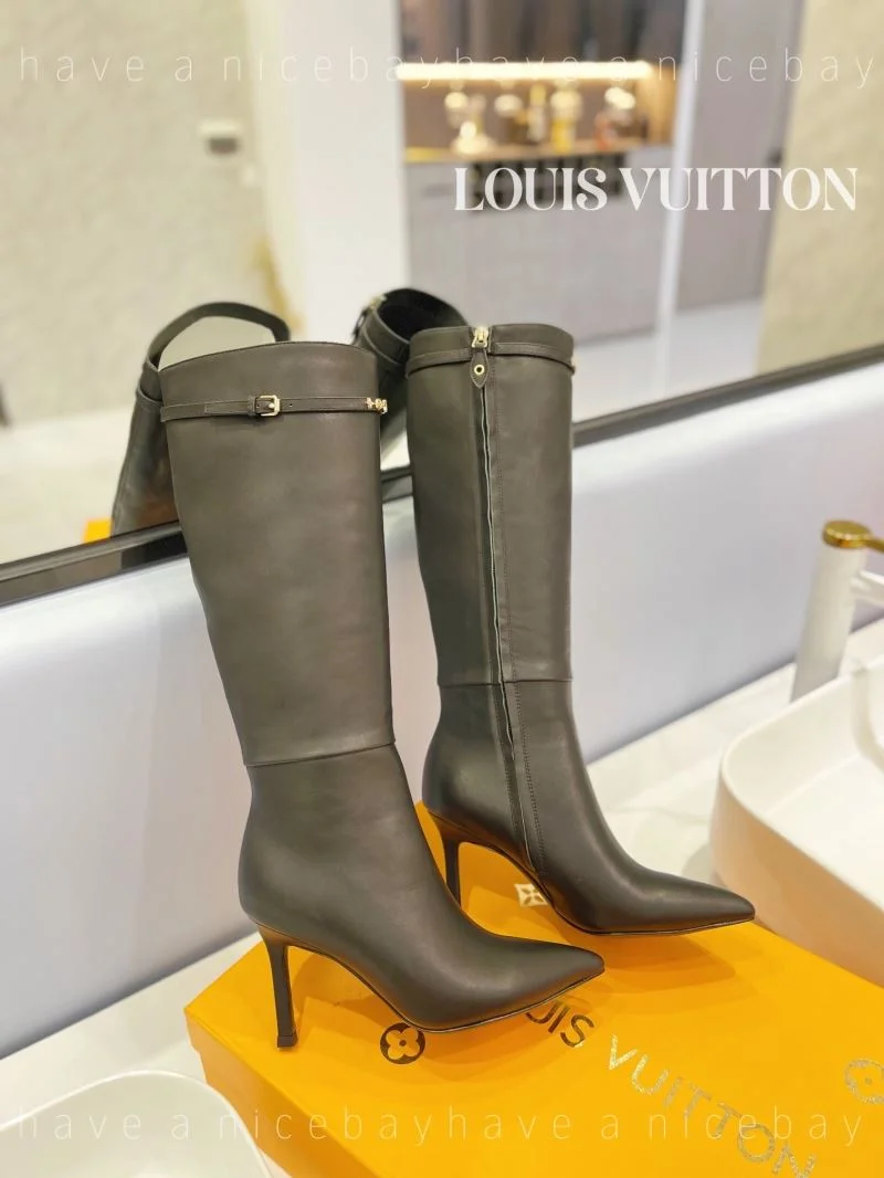 Accurate model Louis Vuitton Boots