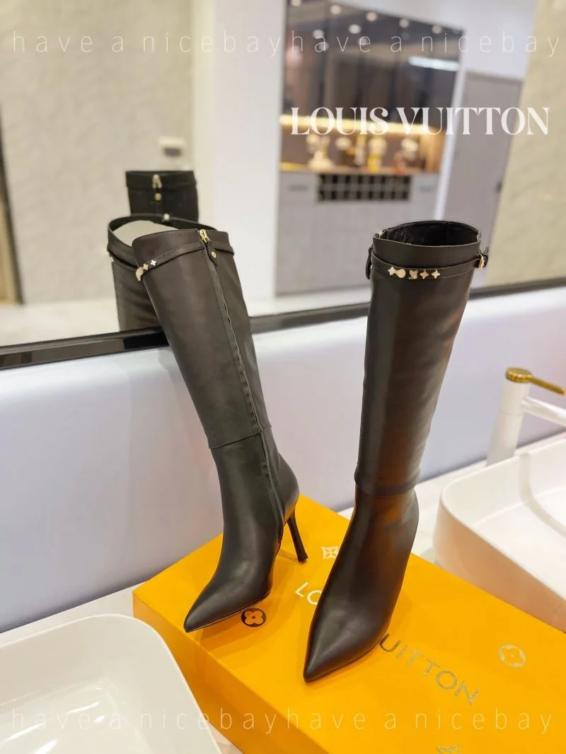 Accurate model Louis Vuitton Boots
