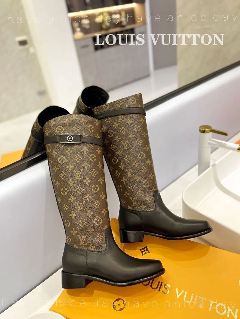 Top mirror Louis Vuitton Boots