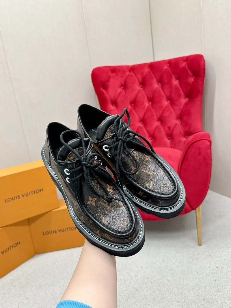 Top mirror Louis Vuitton Boots