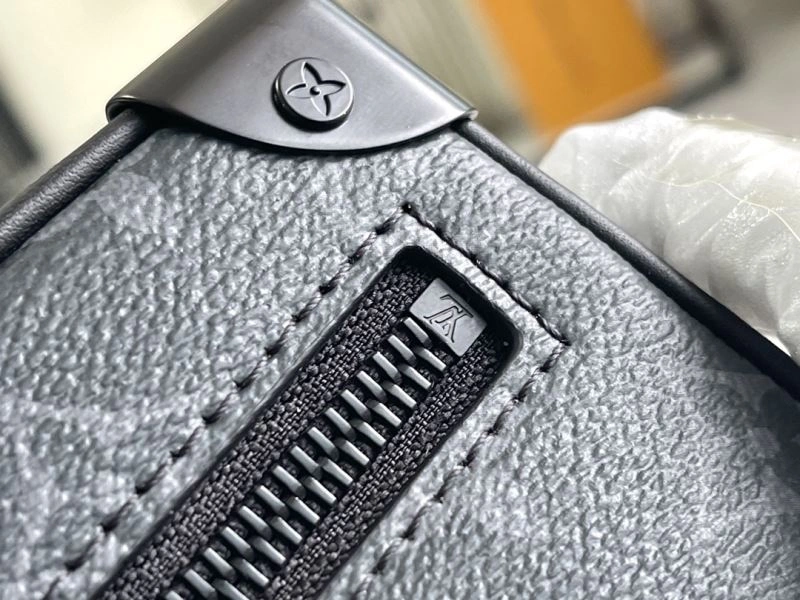 Exact replica Louis Vuitton Box Bags
