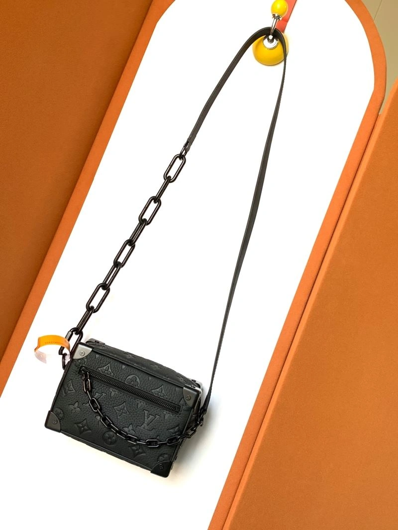 Brand-authenticated Louis Vuitton Box Bags