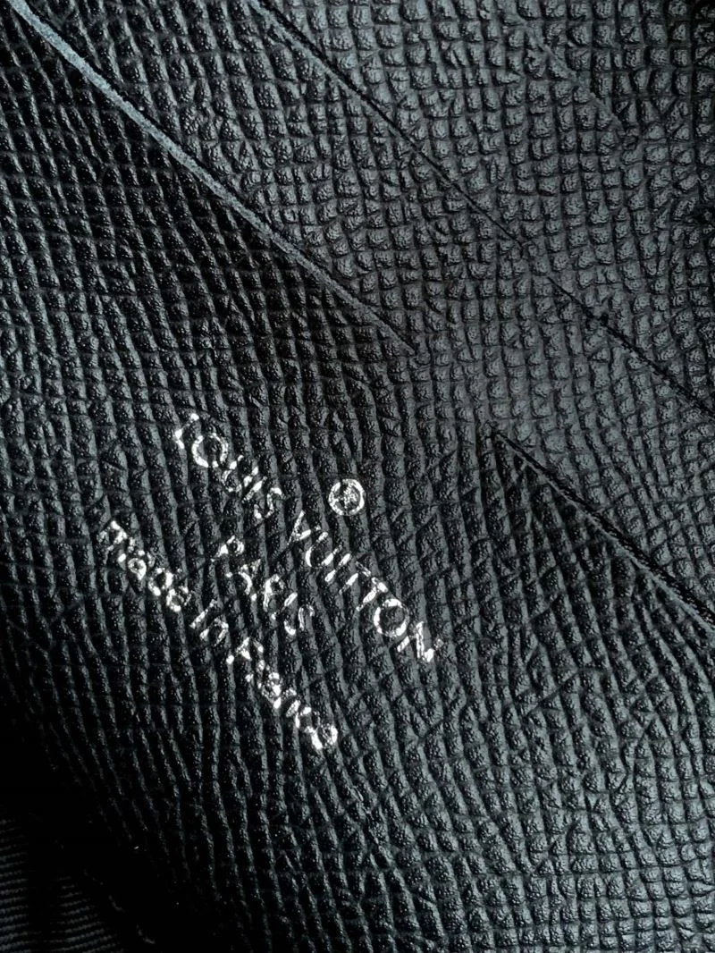 Perfect replica Louis Vuitton Box Bags