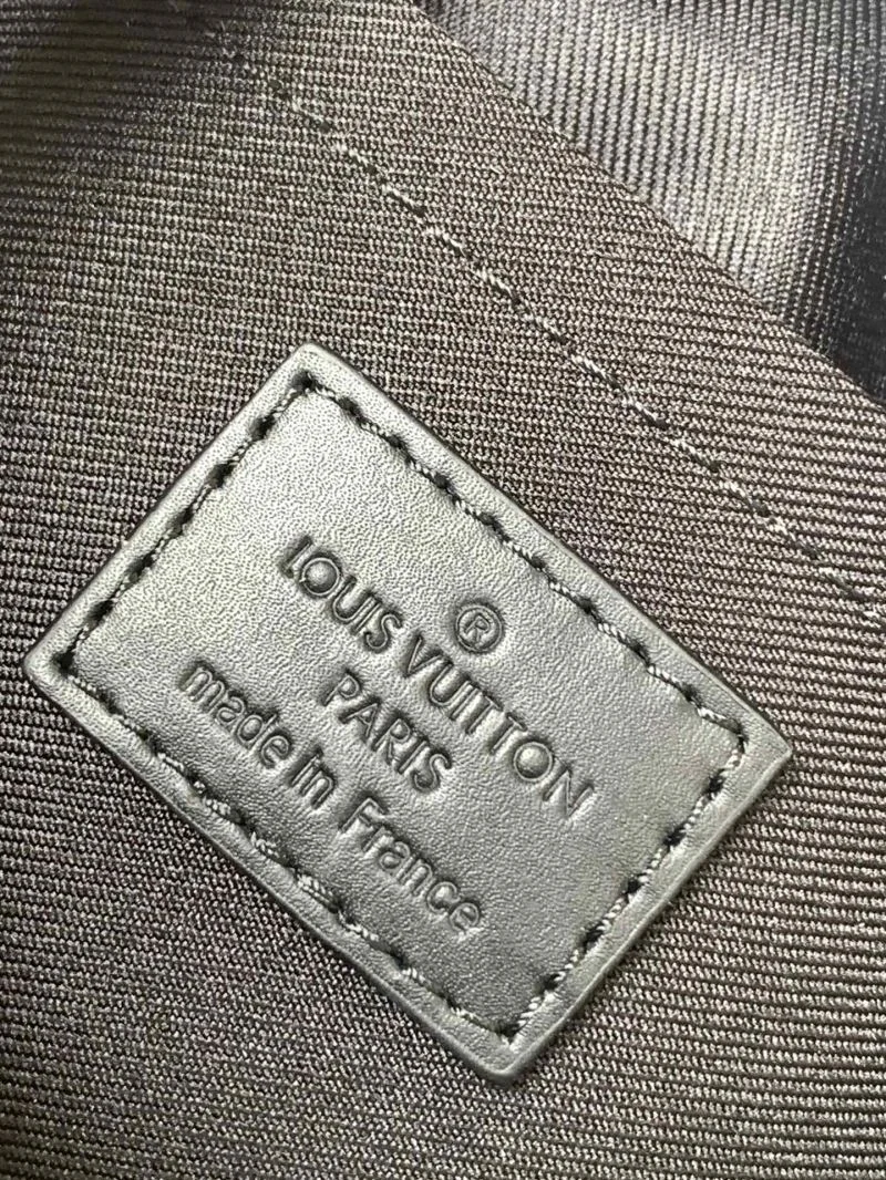 Accurate model Louis Vuitton Box Bags