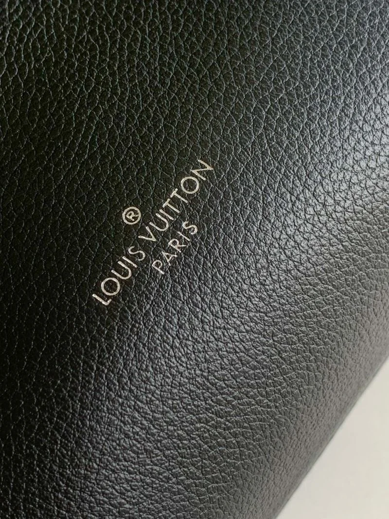 Bargain Louis Vuitton Box Bags
