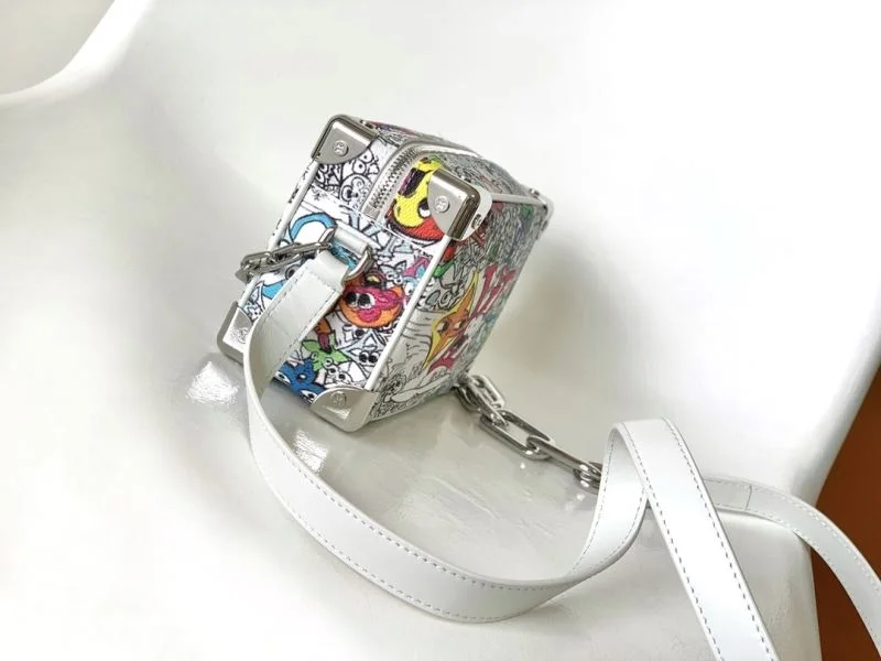 Brand-authenticated Louis Vuitton Box Bags