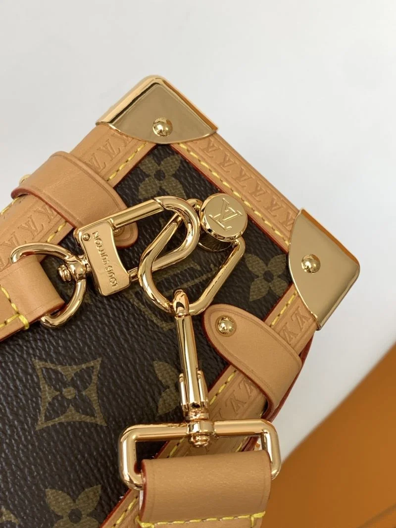 Brand-authenticated Louis Vuitton Box Bags