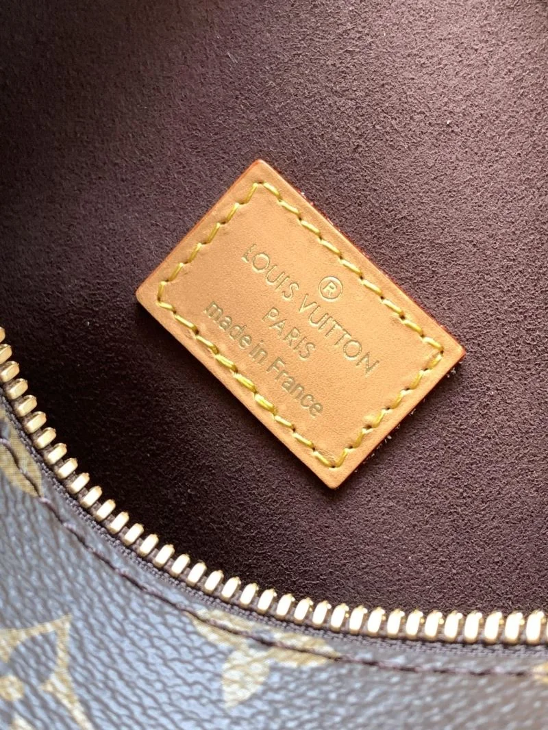 Brand-authenticated Louis Vuitton Box Bags