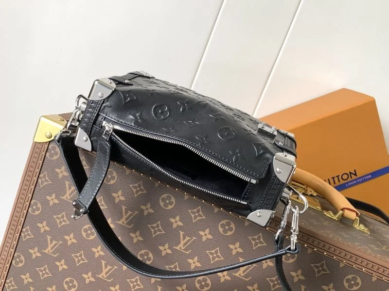 Brand-authenticated Louis Vuitton Box Bags