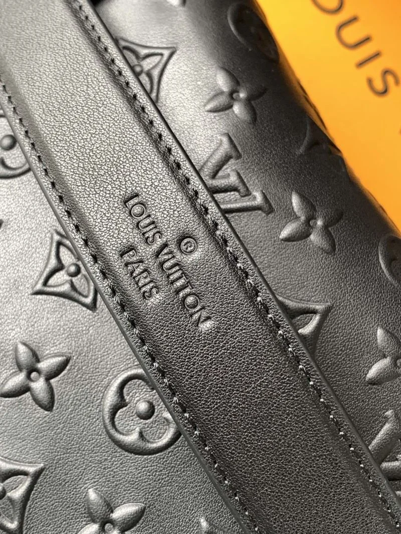 Brand-authenticated Louis Vuitton Box Bags