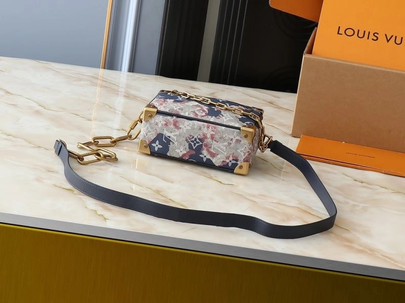 Accurate model Louis Vuitton Box Bags