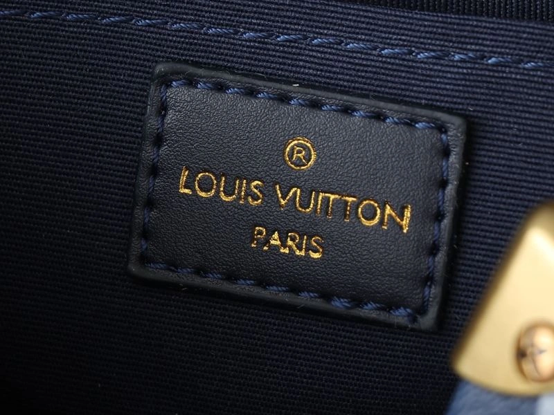 Accurate model Louis Vuitton Box Bags