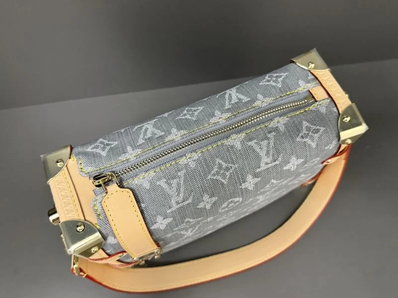 Accurate model Louis Vuitton Box Bags