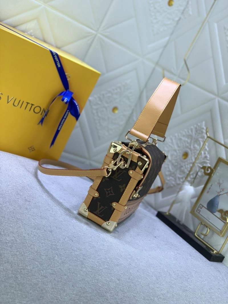 Brand-authenticated Louis Vuitton Box Bags