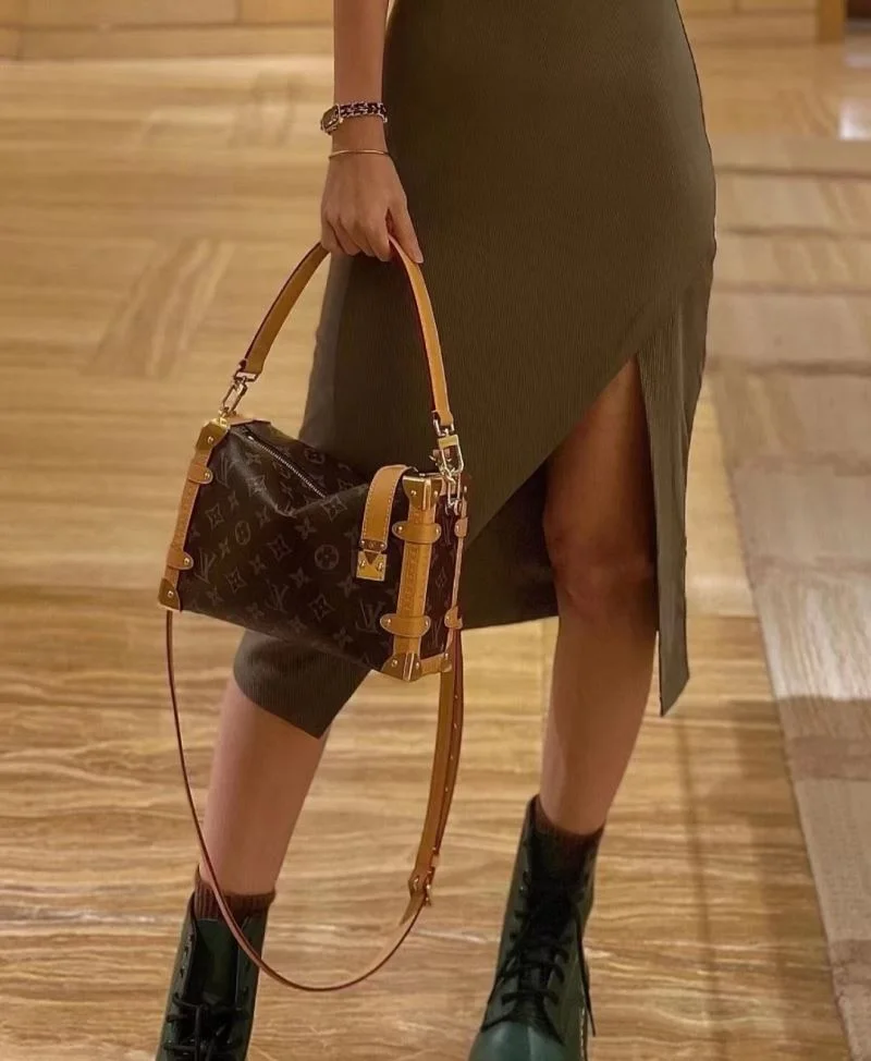 Low-cost Louis Vuitton Box Bags