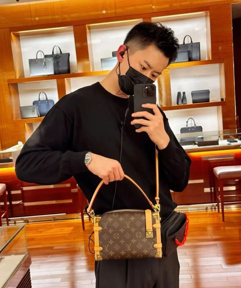 Low-cost Louis Vuitton Box Bags