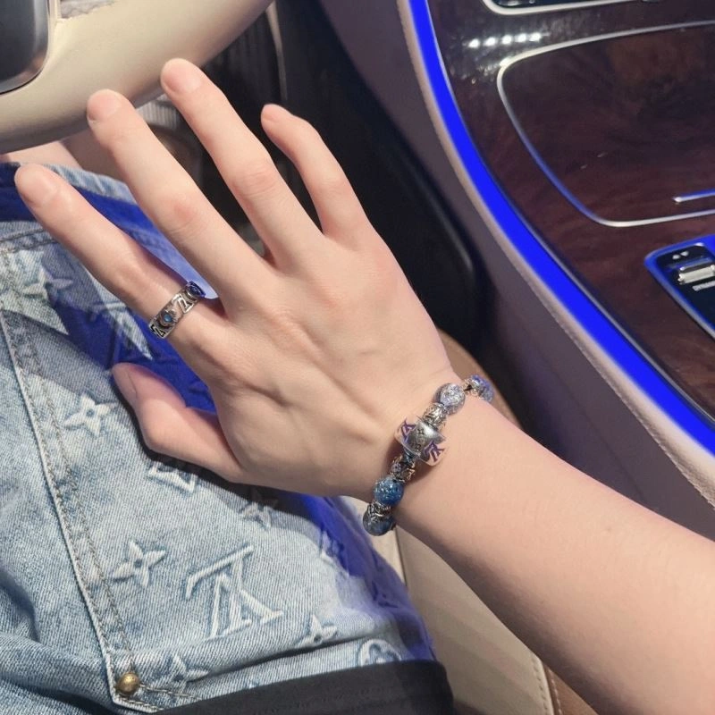 Discounted Louis Vuitton Bracelets