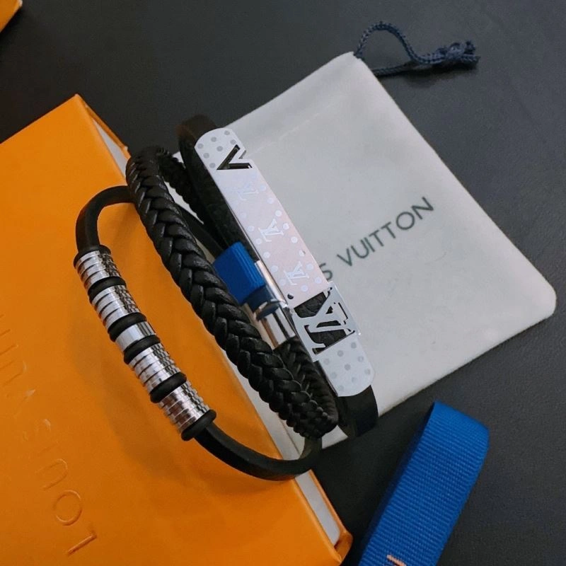 High fidelity Louis Vuitton Bracelets