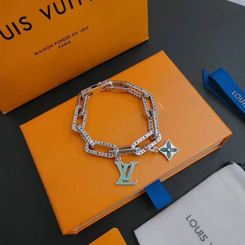 Top mirror Louis Vuitton Bracelets