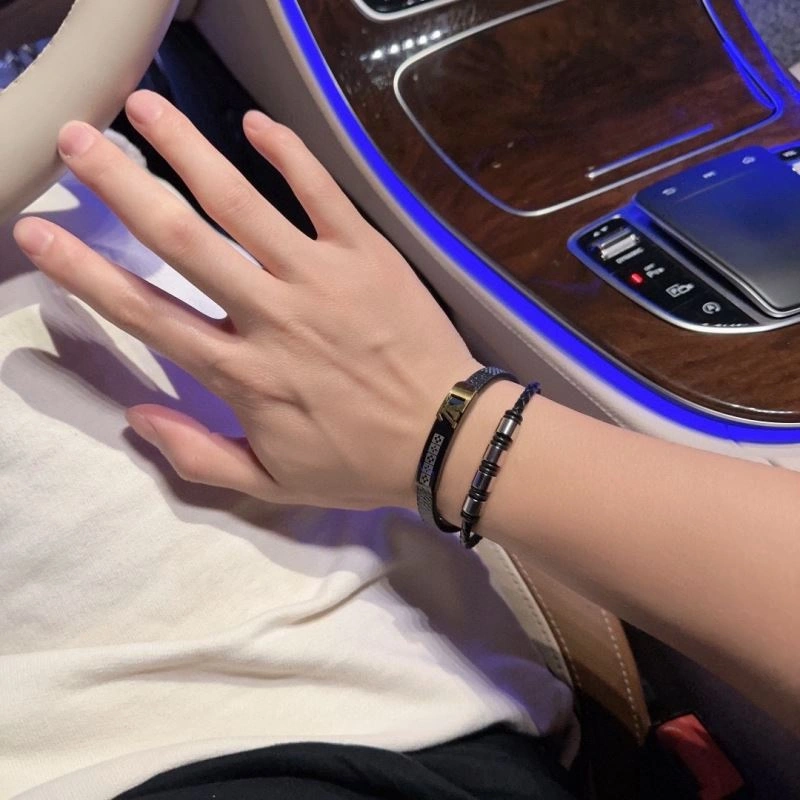 Top match Louis Vuitton Bracelets