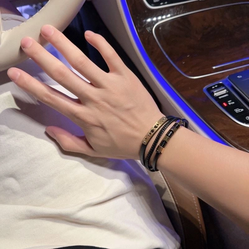 High accuracy Louis Vuitton Bracelets