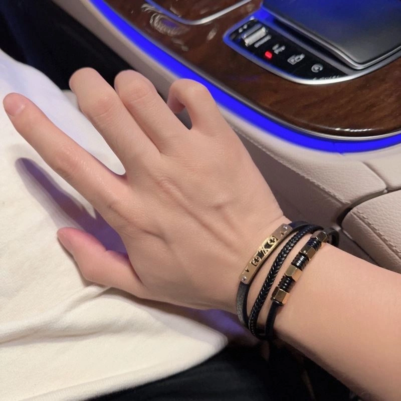 High accuracy Louis Vuitton Bracelets