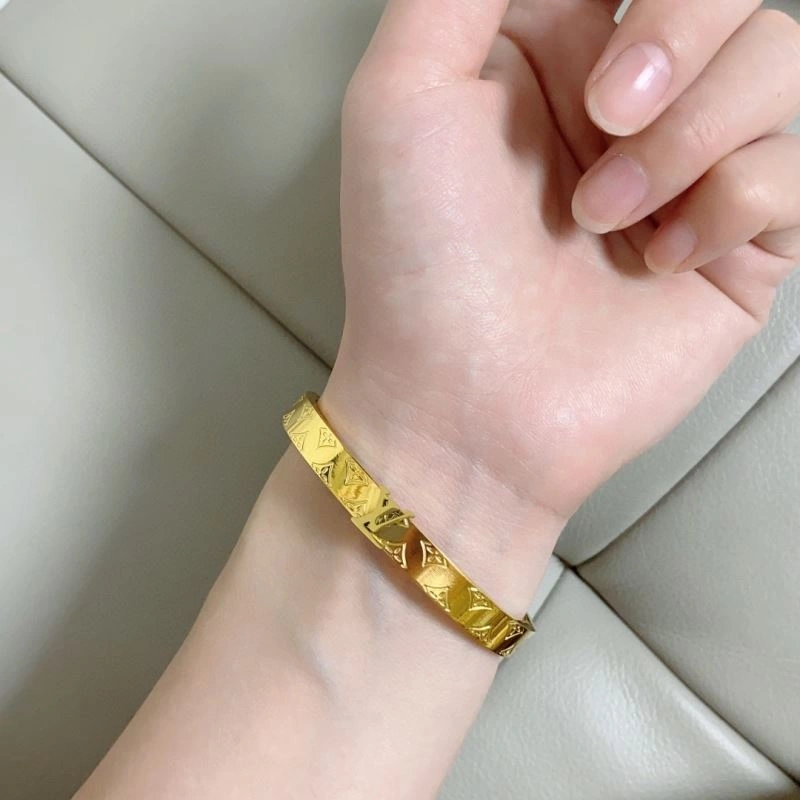 Top mirror Louis Vuitton Bracelets