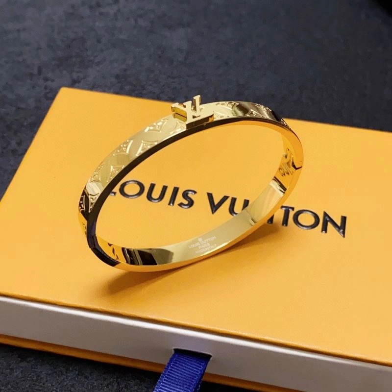 Top mirror Louis Vuitton Bracelets