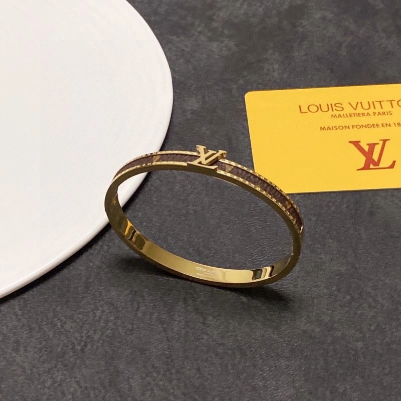 Exact replica Louis Vuitton Bracelets