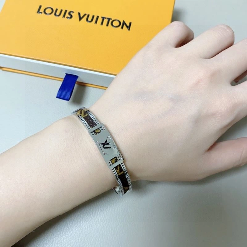 Bargain Louis Vuitton Bracelets