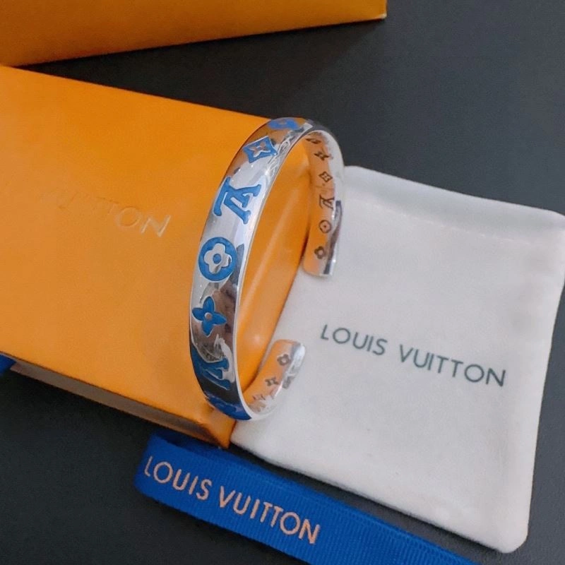 Top match Louis Vuitton Bracelets