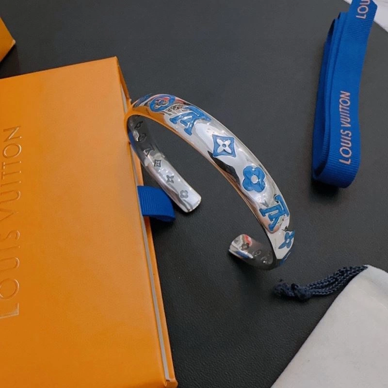Top match Louis Vuitton Bracelets
