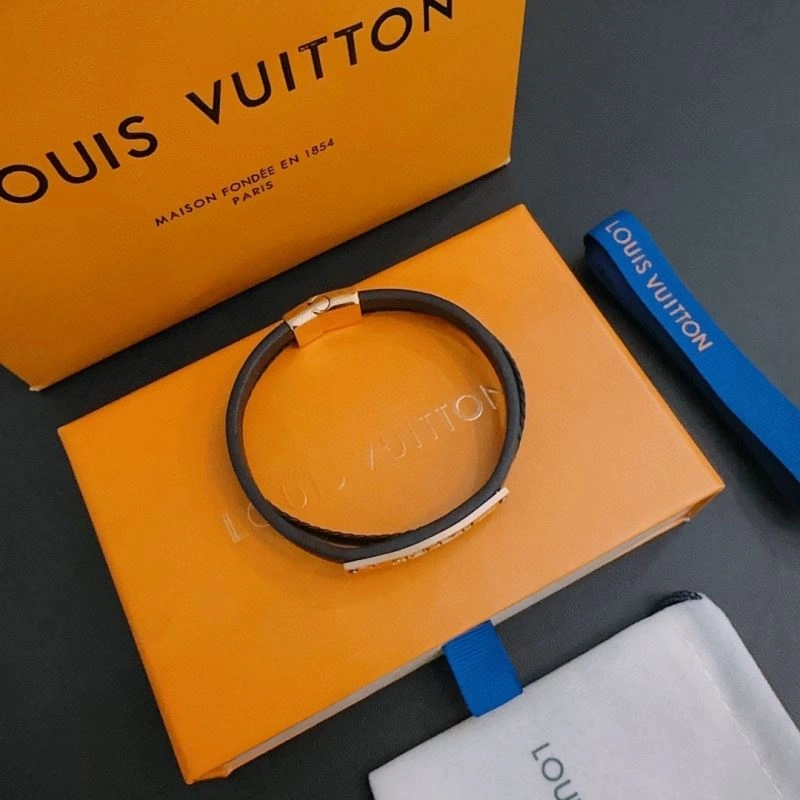 Top match Louis Vuitton Bracelets