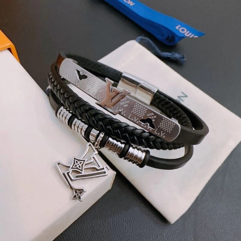 Mirror quality Louis Vuitton Bracelets