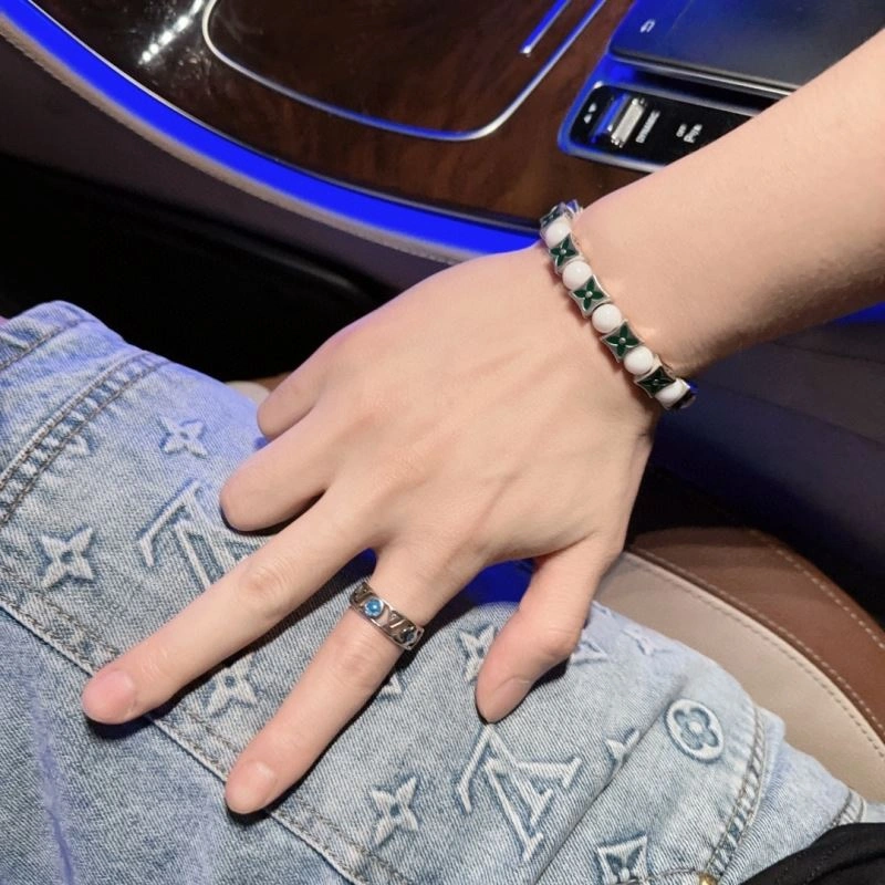 Accurate model Louis Vuitton Bracelets