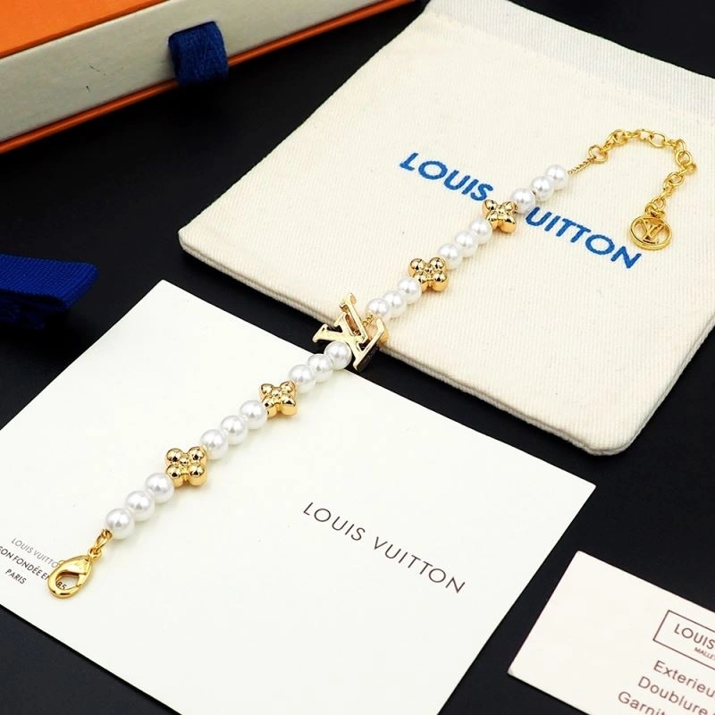 High accuracy Louis Vuitton Bracelets
