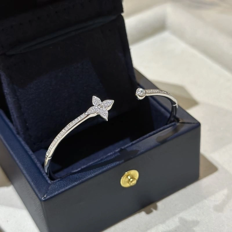 Mirror quality Louis Vuitton Bracelets
