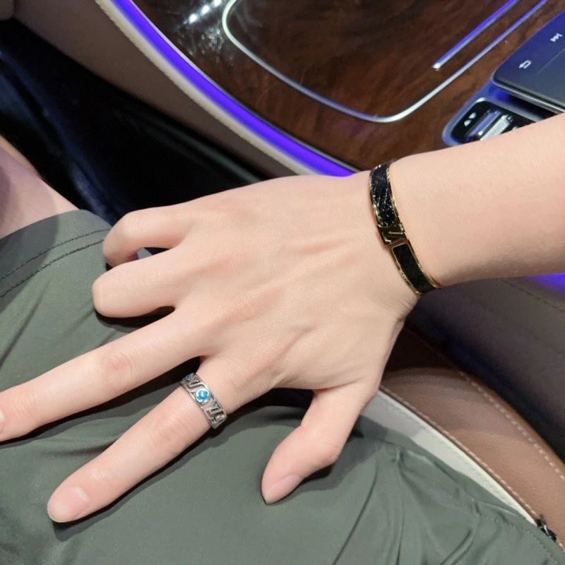 Economical Louis Vuitton Bracelets